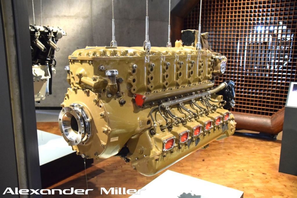 Junkers Jumo 210 G Walkaround (AM-00602) – Modell und Original